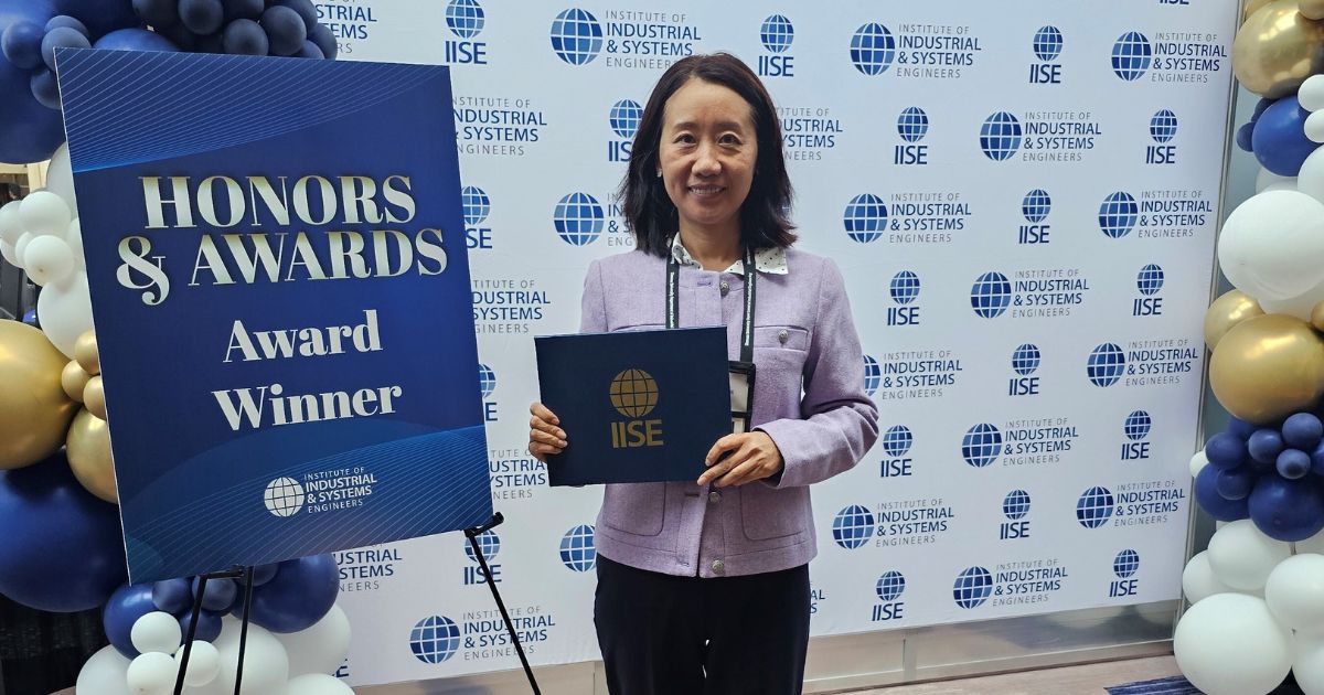 Professor Yu Amy Xia honored with Best Paper Award at the Institute of ...